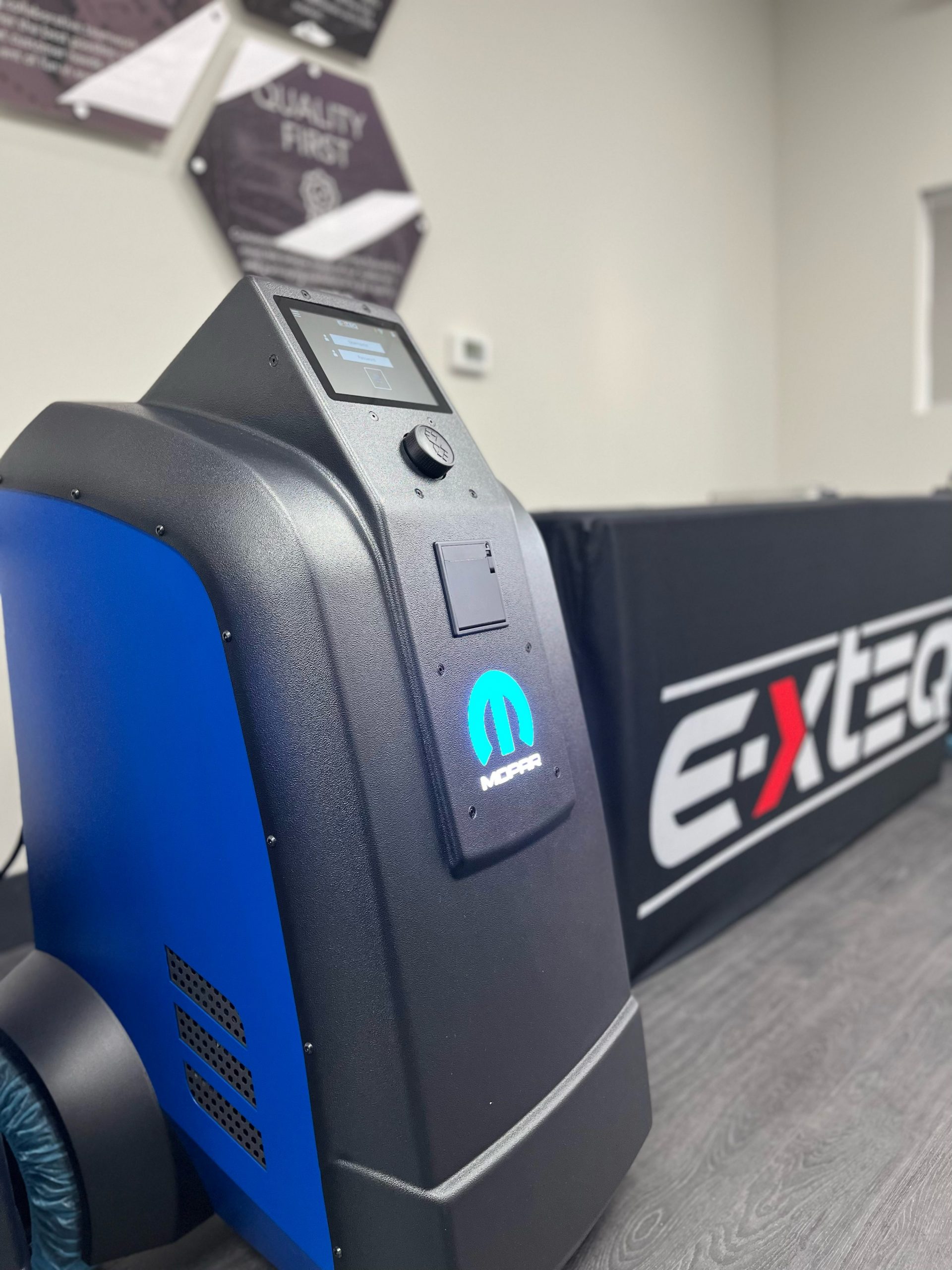 E-XTEQ - Custom Battery Solutions